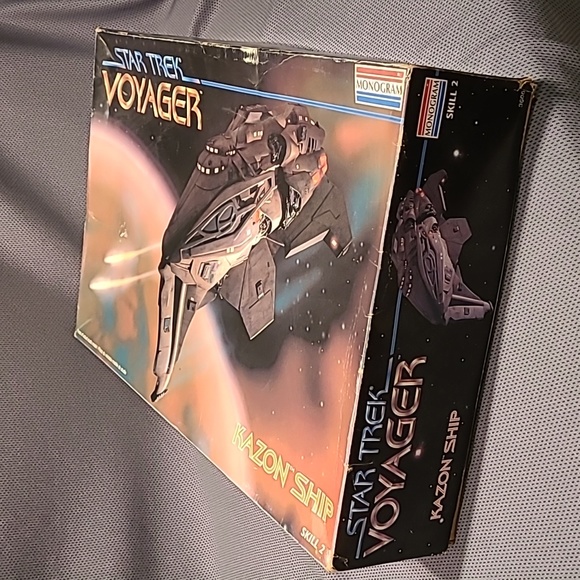 Revell-Monogram | Toys | 995 Monogram Star Trek Voyager Kazon Ship ...